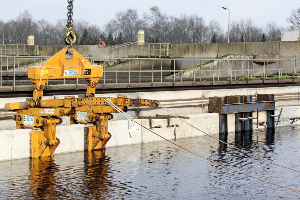Bosch Beton - Innovatieve oplossing onder water voor rwzi Almelo