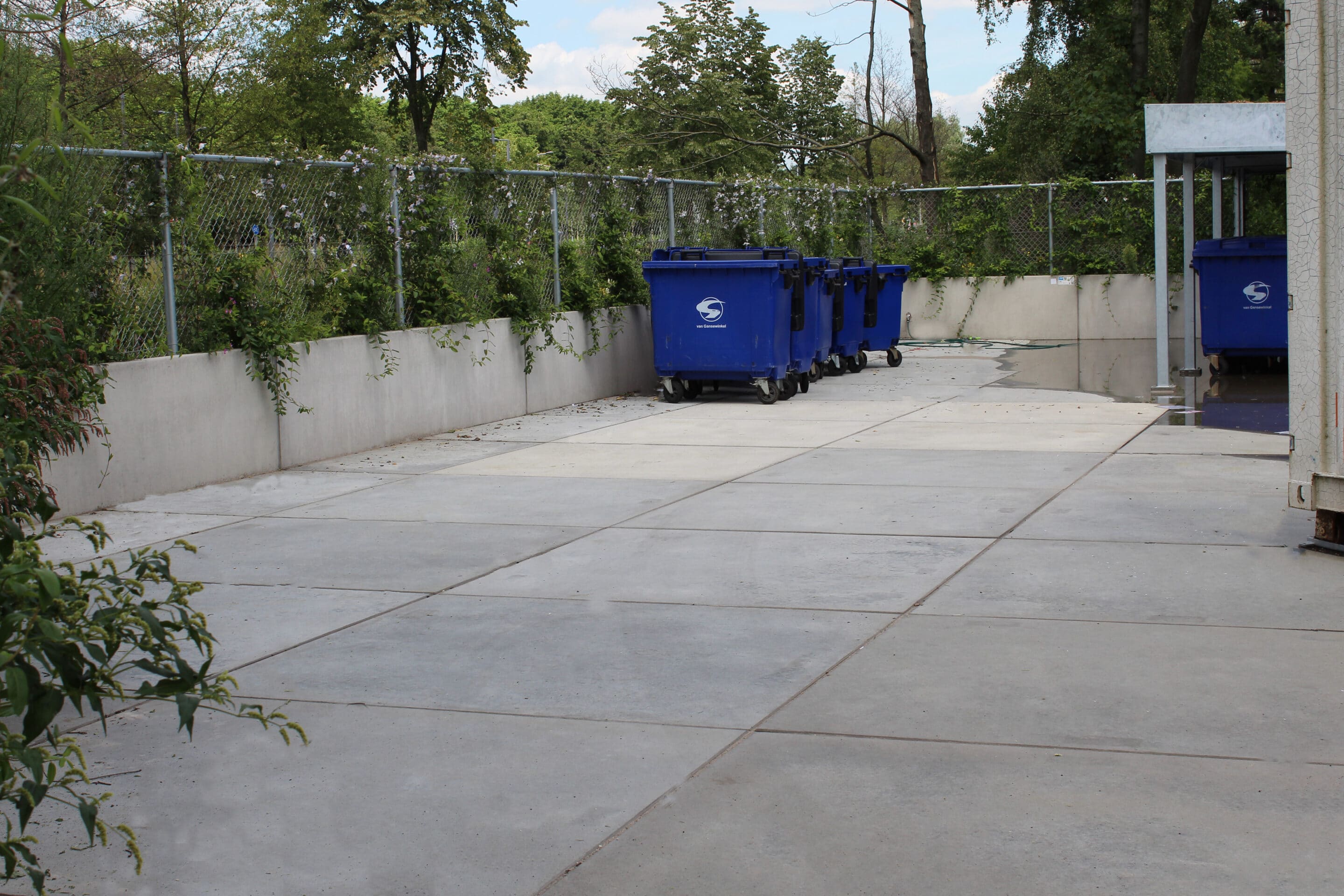 Bosch Beton - Terrain fencing for waste storage facility at Erasmus ...