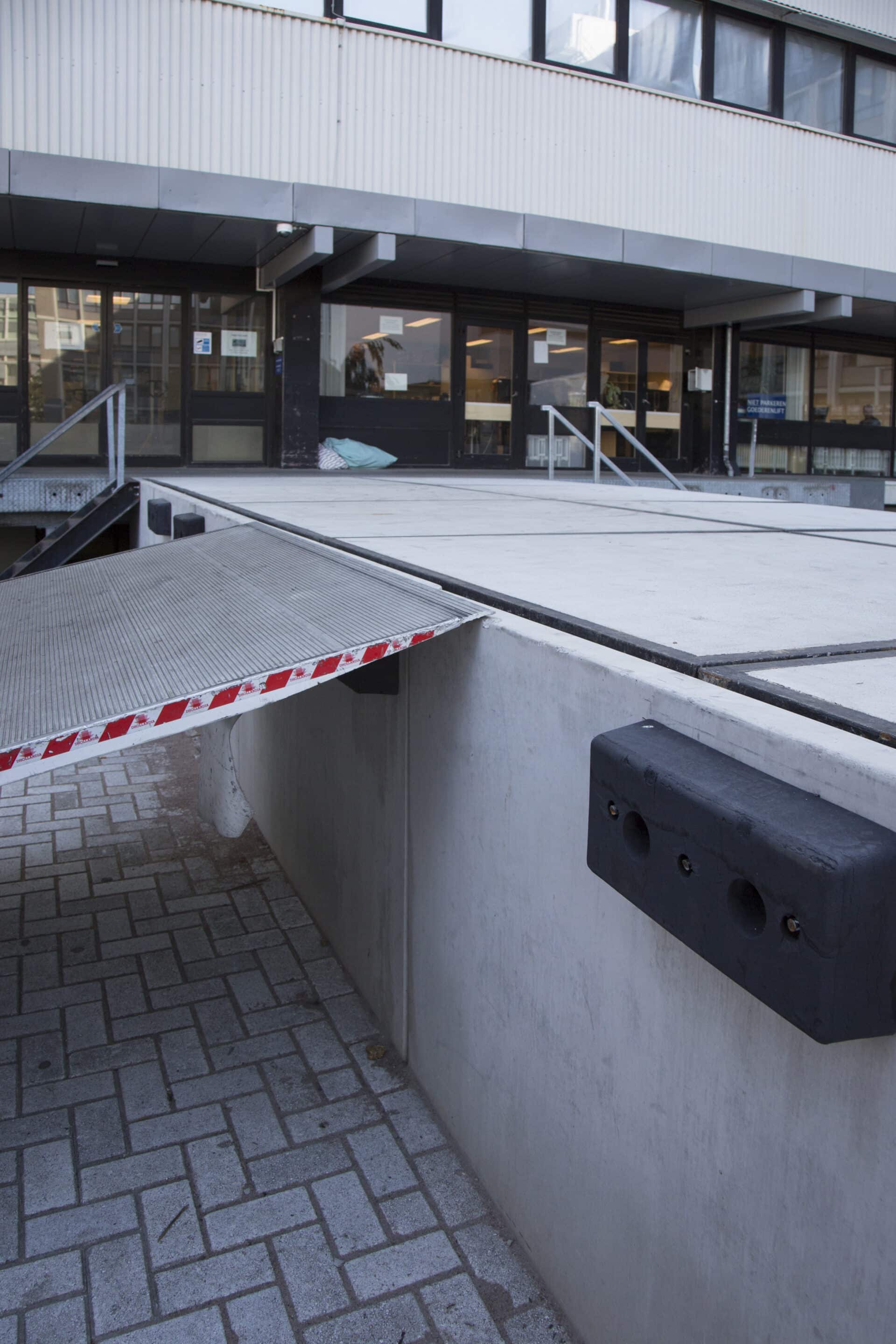 Bosch Beton - Retaining walls ensure safety at VU Amsterdam loading dock